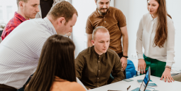 What Is Customer Profiling? A Step-by-Step Guide on How to Do It ...